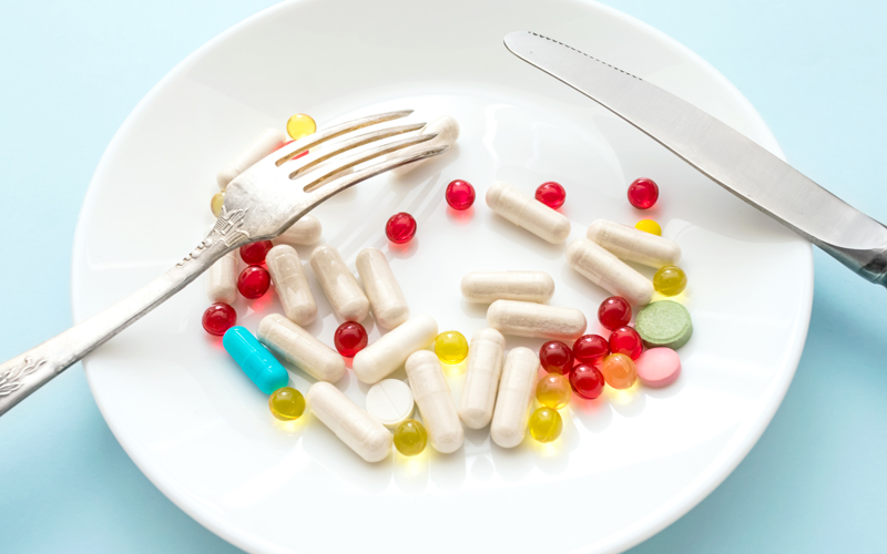 O que é suplemento alimentar? Saiba quando, como e para que tomar ...