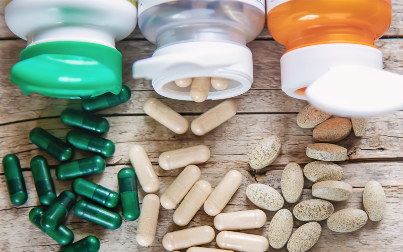 O que é suplemento alimentar? Saiba quando, como e para que tomar ...